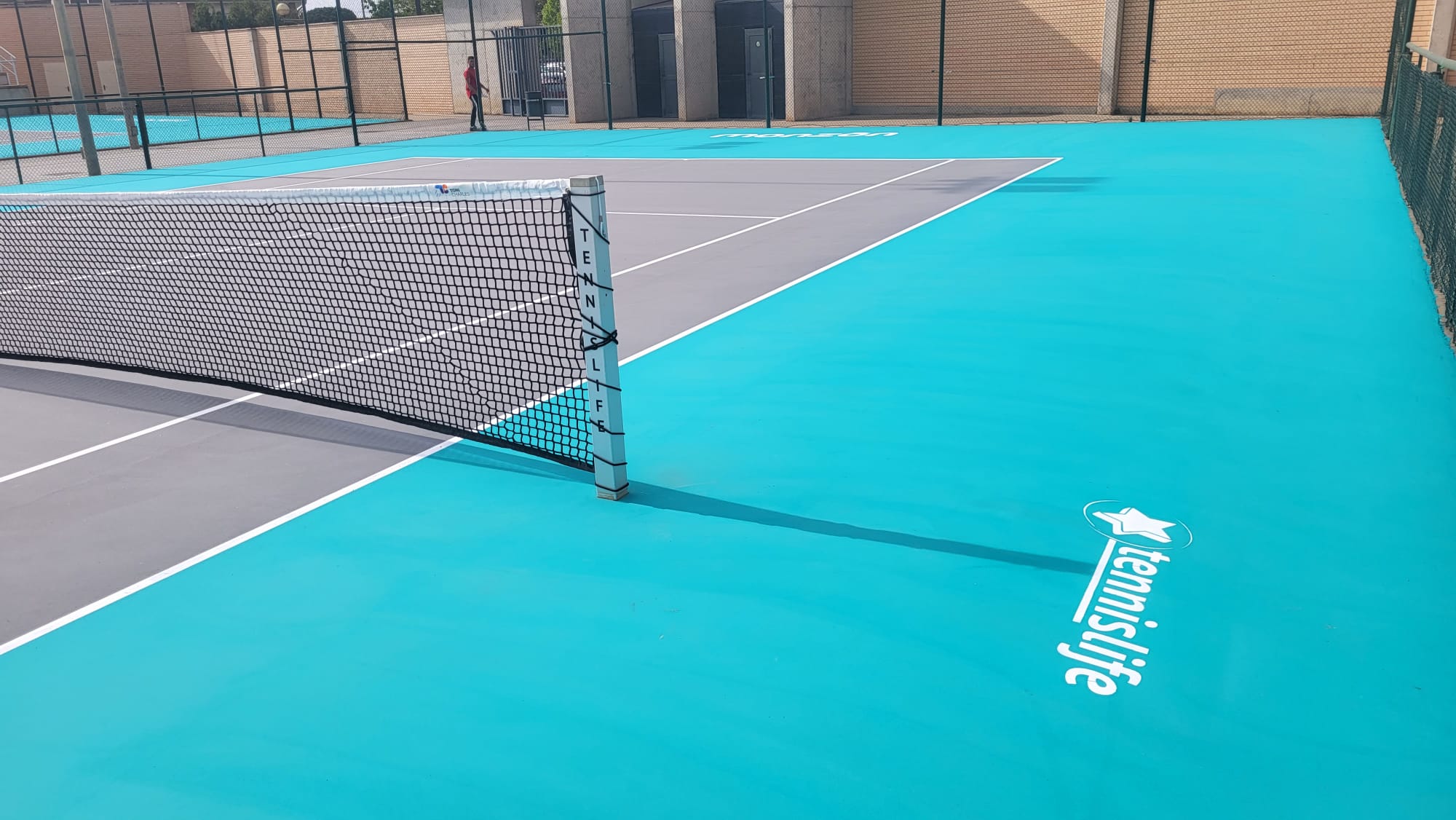10 CLAVES PARA CONSTRUIR LA PISTA DE TENIS PERFECTA - COMPOSAN